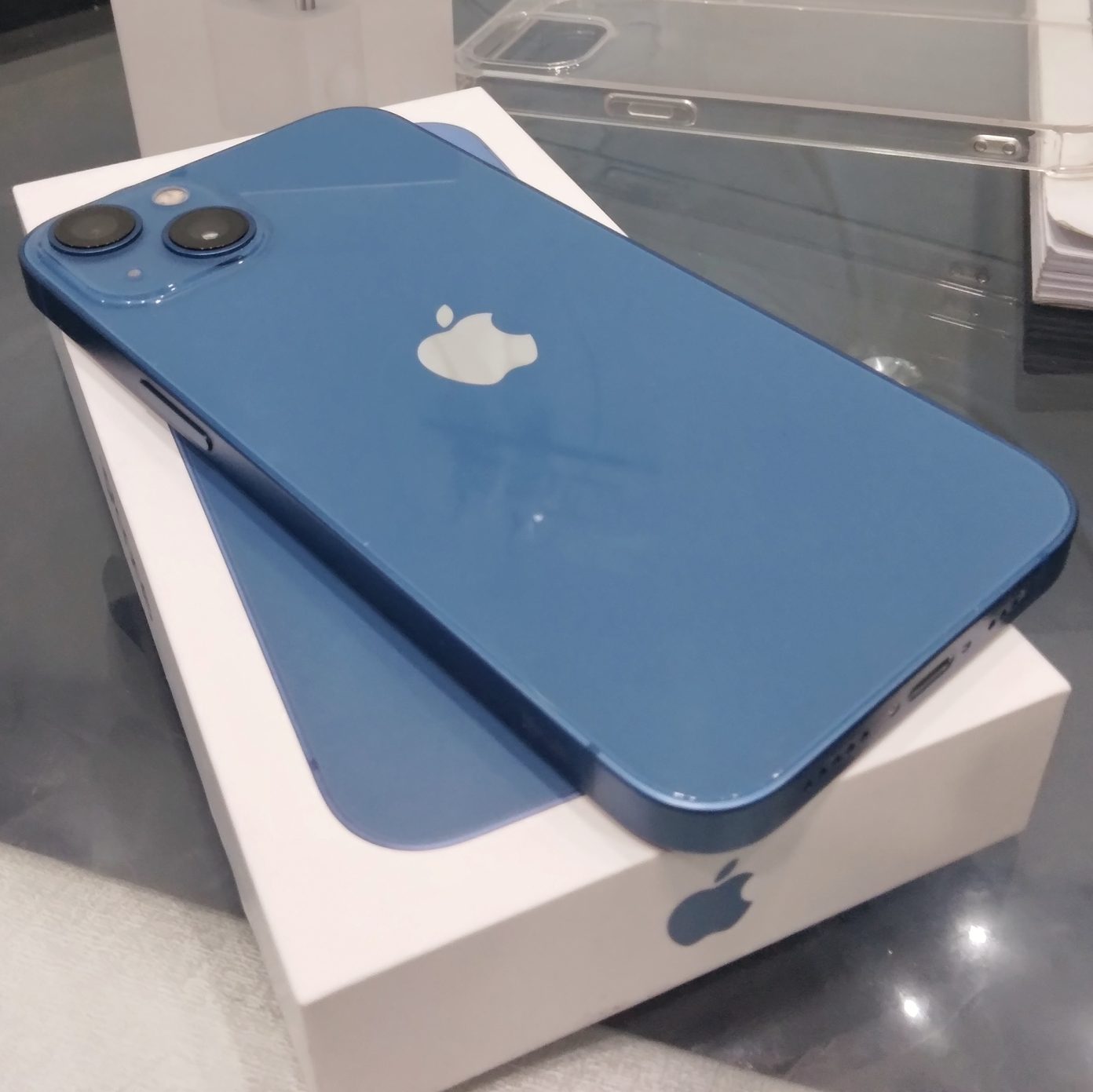 iPhone 13 First Impressions From an Android User: Subtle Improvements ...